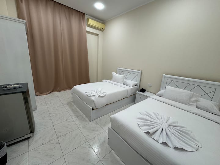 Downtown Hotel C - D1 (Breakfast Included) - Le Caire