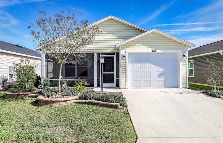 2 Br, 2 Bath Patio Villa - Wildwood, FL