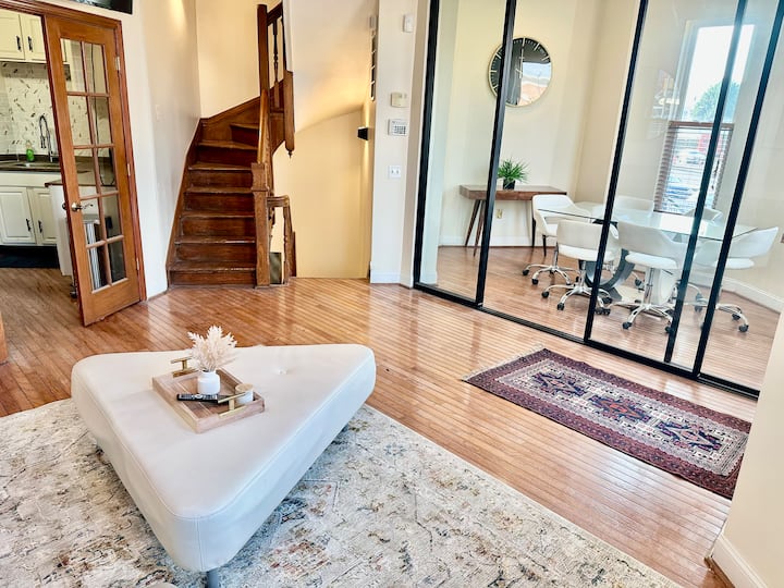 Plush 3 Bed/2 Bath Near Howard U/whole Foods - Washington, D.C.