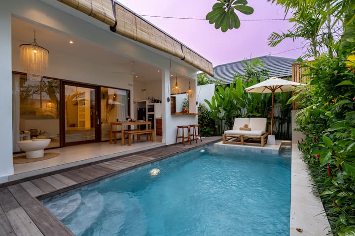 Romantic & Private Luxury Villa With Pool • Nyanyi - Bali