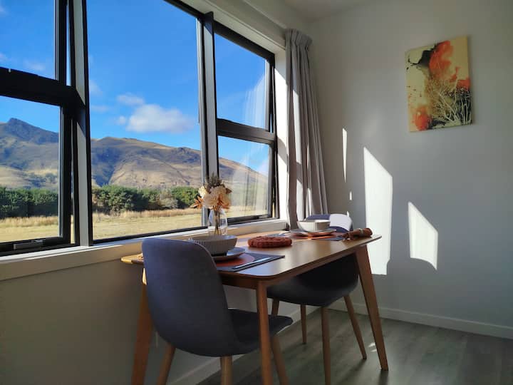Sunset Mountain Views & Stargazing + Fresh Bread - Kingston, New Zealand