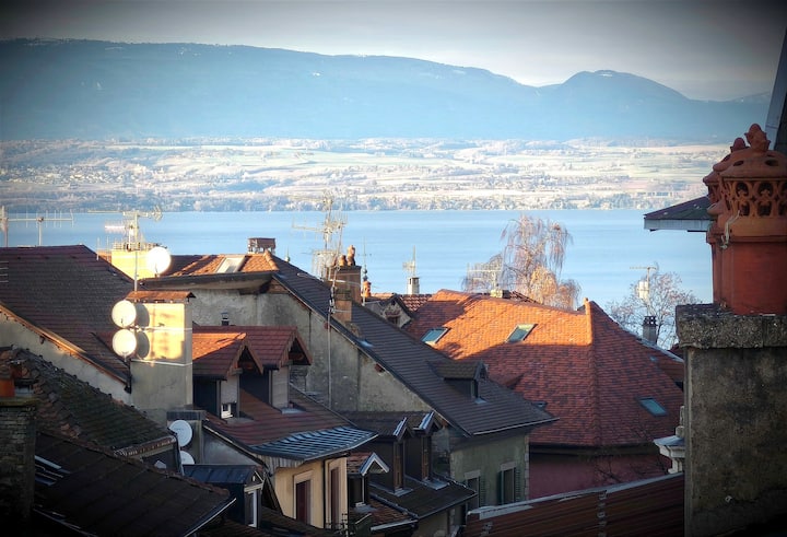 Bord Du Lac, Sous Les Montagnes - 同農萊班