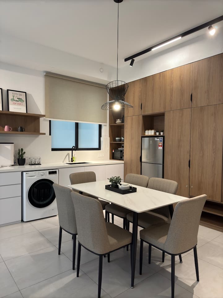 Urban Suites Georgetown Seaview Retreat Sky Garden - Penang