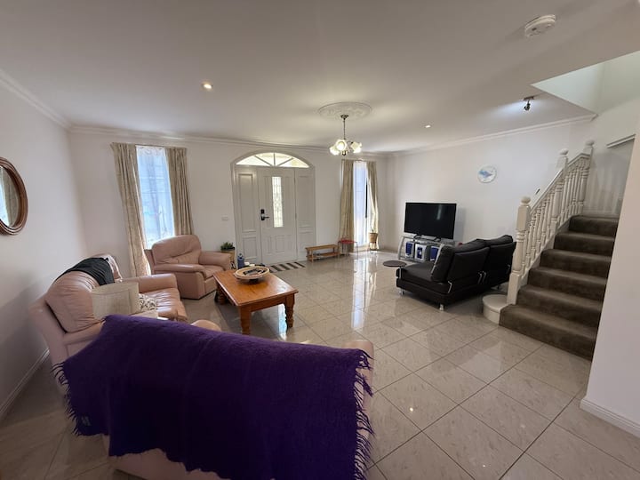 Central Shepparton Private Townhouse - Shepparton