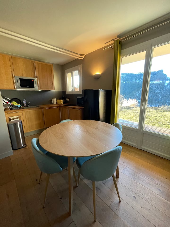 Charmant 2 Pièces Avec Vue En Rez De Jardin - Auron