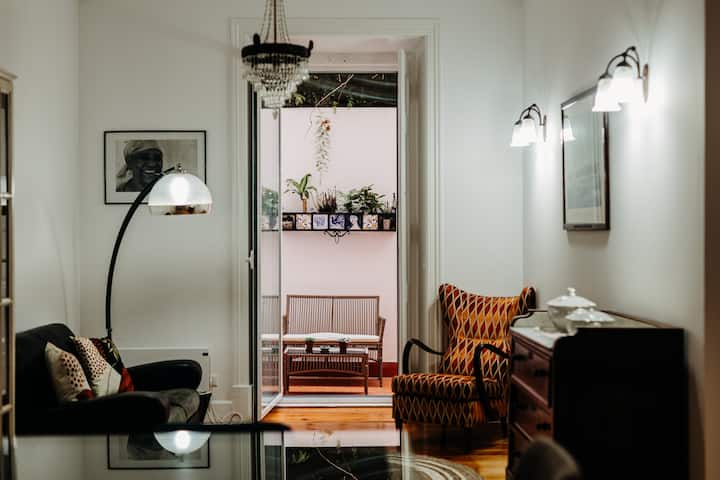 Bel Appartement Au Cœur Historique Avec Terrasse - Alfama