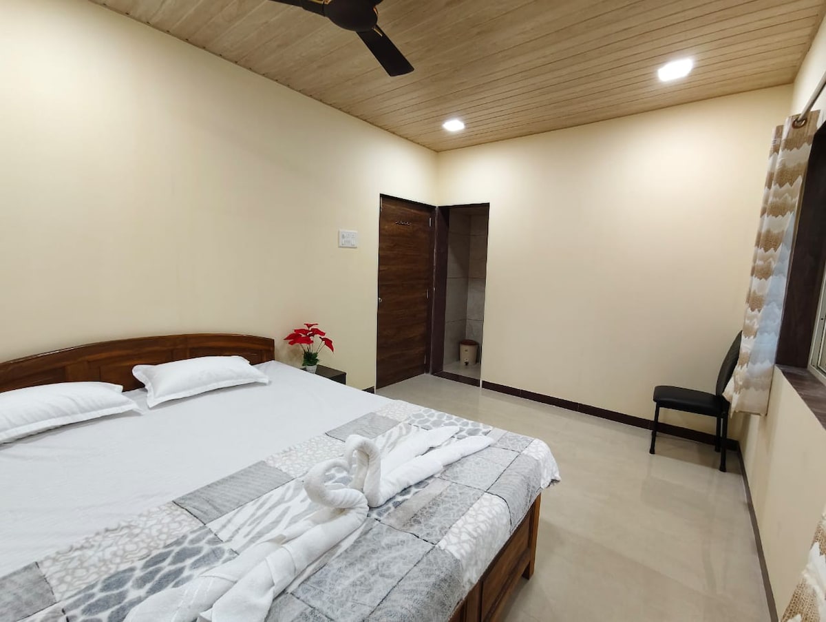 Aarvi Homestay (only for family) - Houses for Rent in Chaul ...