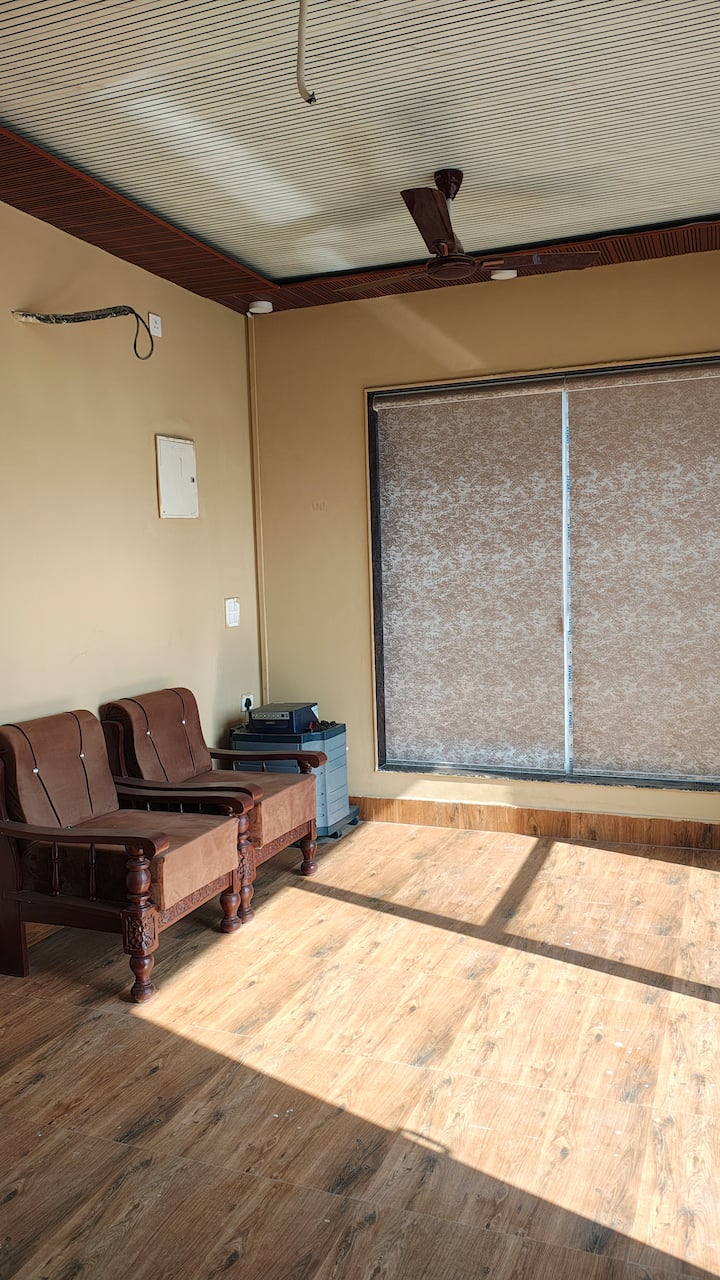 Krisha Homestay- Best Stay In Vrindavan - Vrindavan