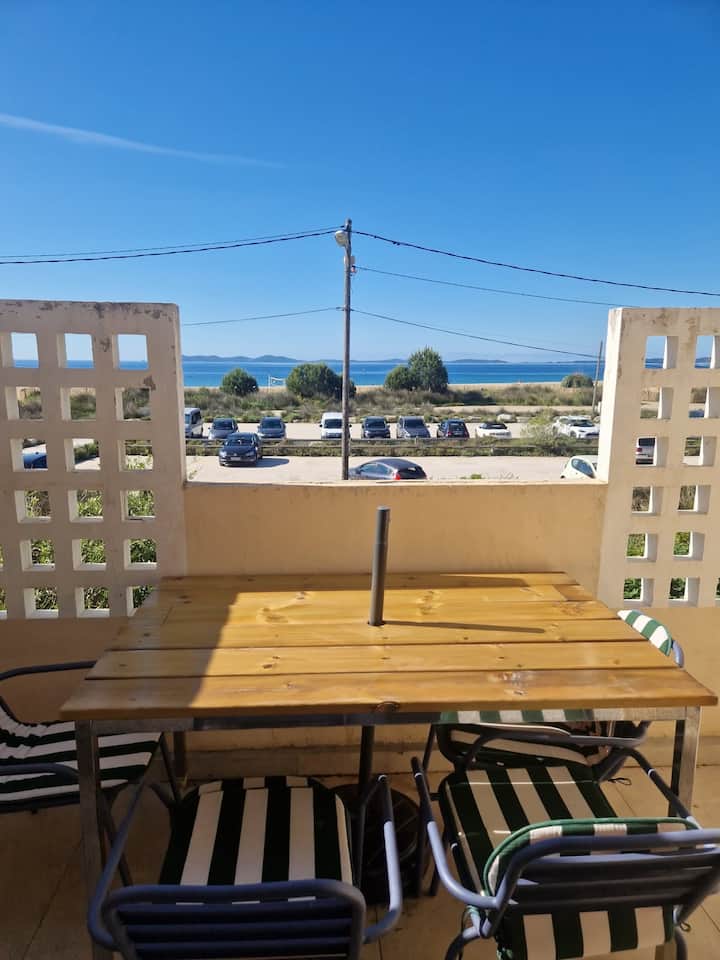 Soleil - Terrasse -Plage 50m - Hyères Vieux Salins - Hyères