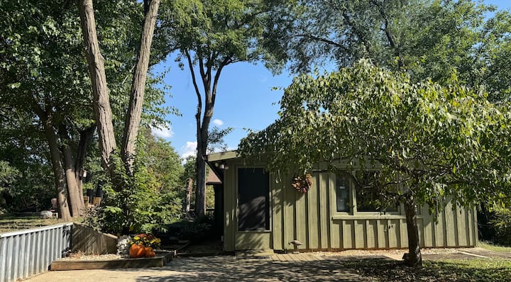 Long Lake Retreat - Valparaiso, IN