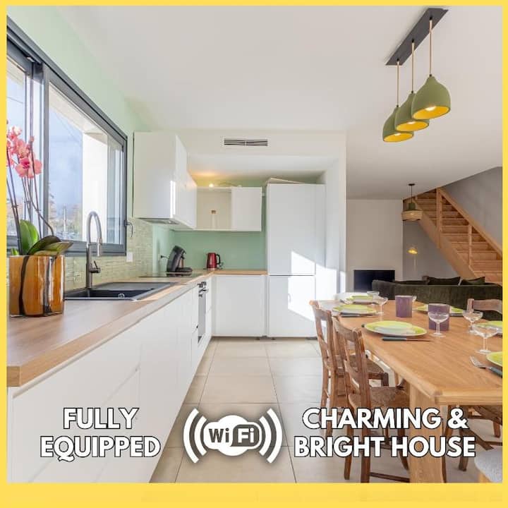 Maison Moderne Et Spacieuse Avec Jardin à Pessac - Pessac