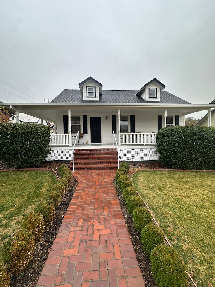 Downtown Home, 1 Block To Main Street - Sutter Creek, CA