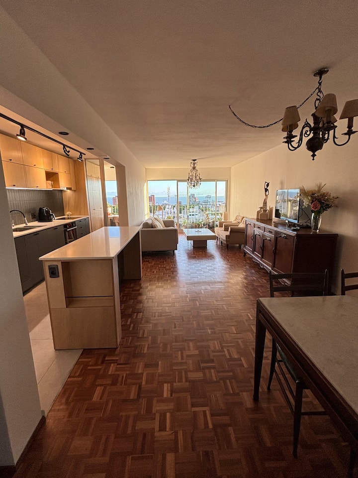 Excelente Apartamento En La Mejor Ubicación ! - Montevideo