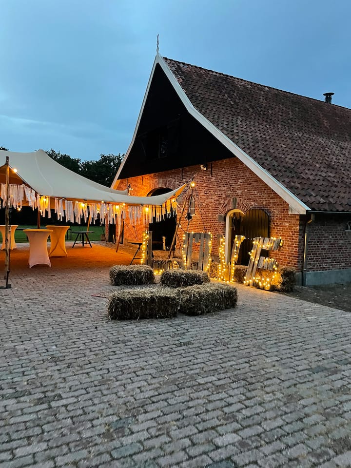 Evenementenlocatie + Camping Bekspring - Enschede
