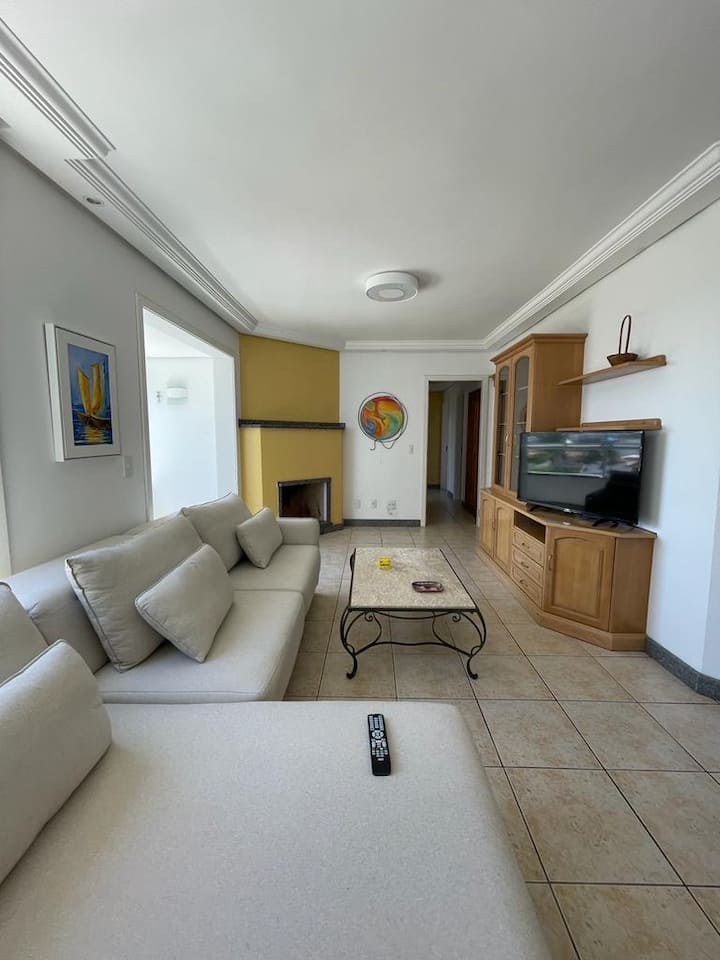 Apartamento Com Vista Para O Mar - Torres, Brazil