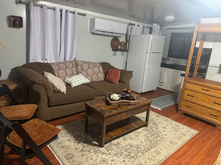 Affordable 2 Bedroom Furnished - Kahului, HI