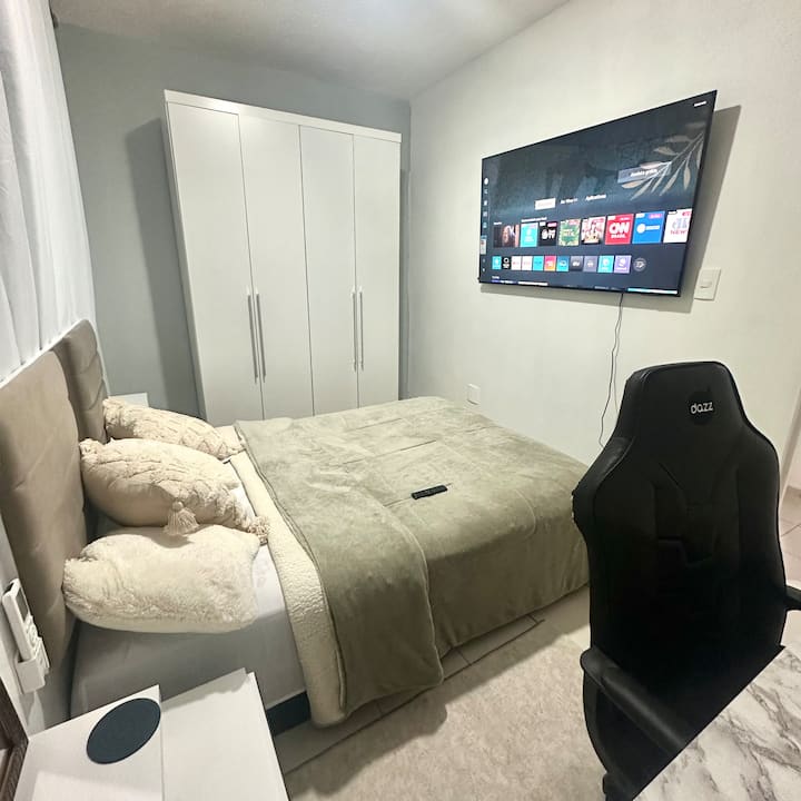 Cond Fechado: 2 Quartos, Garagem, Wifi , Piscina. - Manaus