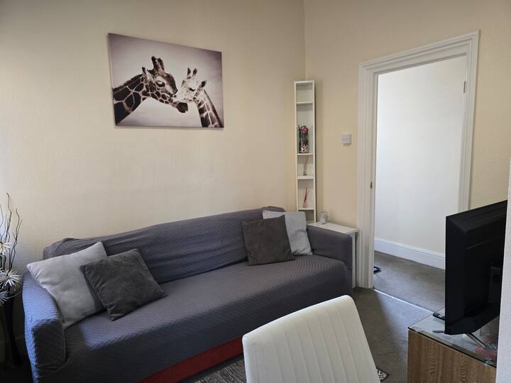 Stylish 1st Floor Apartment. - Watford