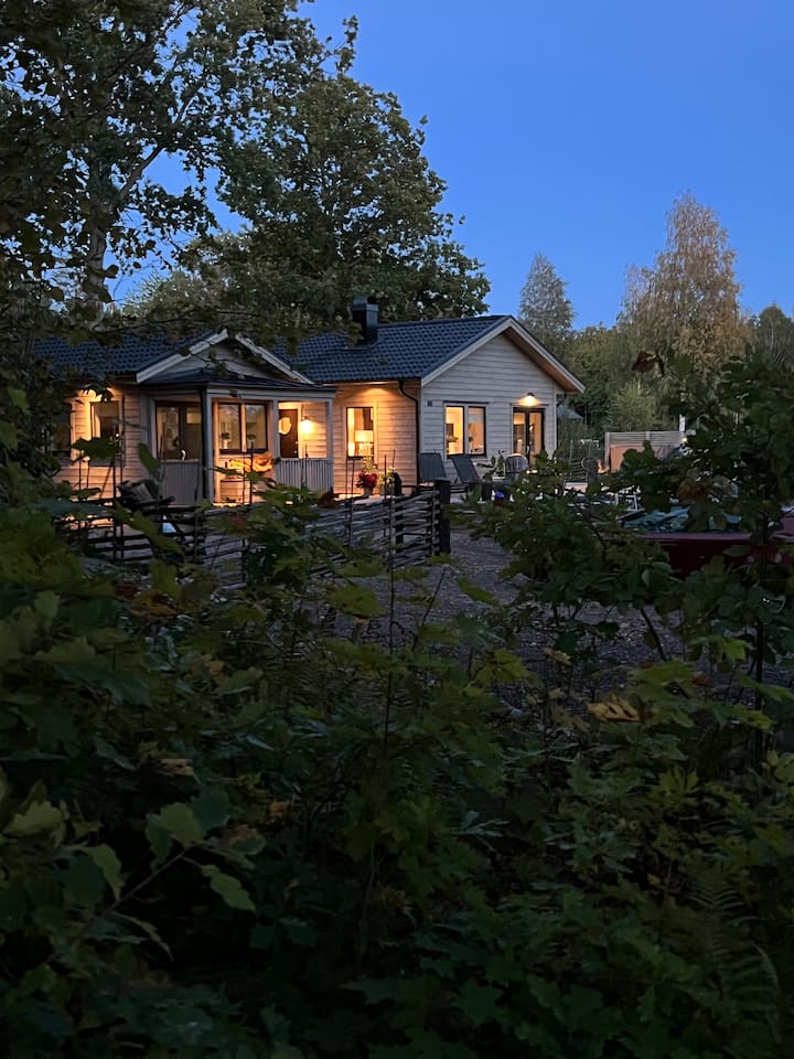 Hus På Landet Nära Skog O Strand, Mariestad, Torsö - Mariestad