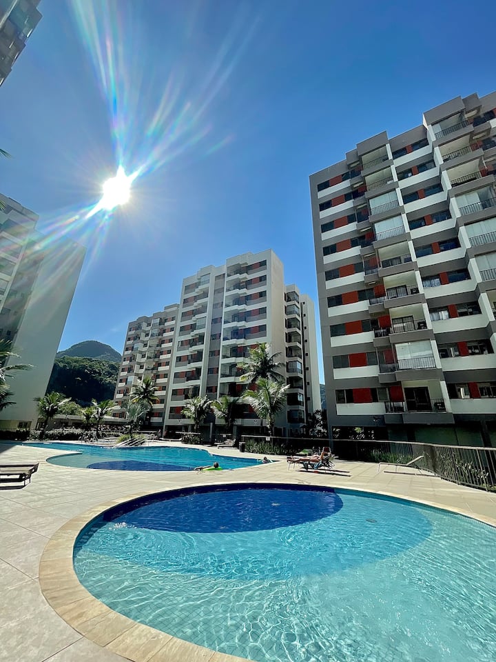 Lazer Exclusivo Apto C Piscina 700m Da Praia - Caraguatatuba