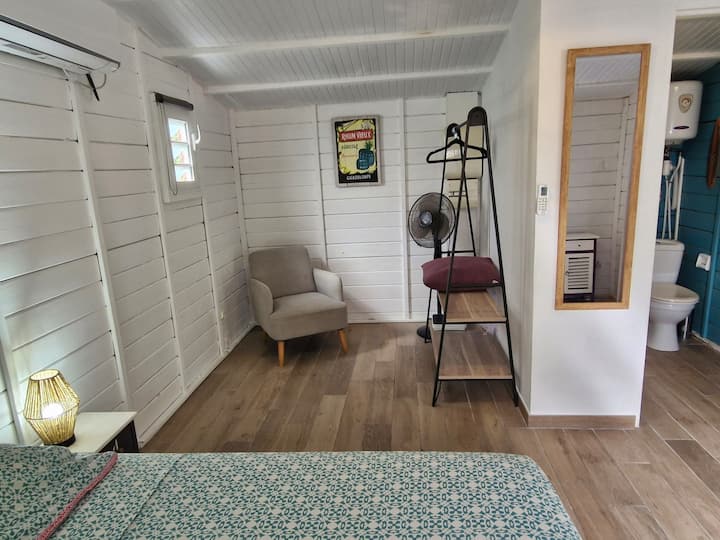 Charmant Bungalow Dans Cocoteraie - Guadeloupe