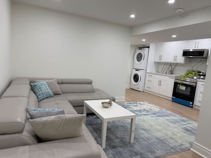 Clean Basement Suite | 1br + Fwr+ Lr+ Kitchen - Ajax