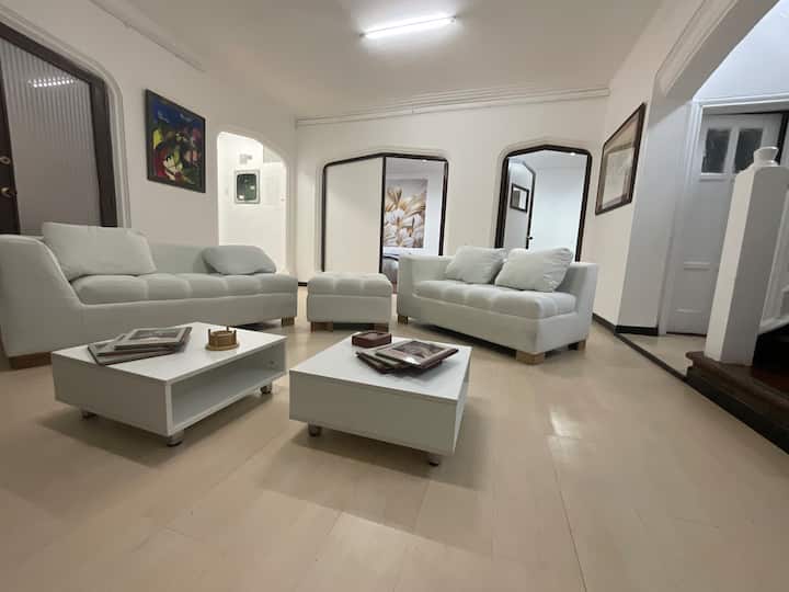 Amplia Casa Estilo Boutique - Bogotá