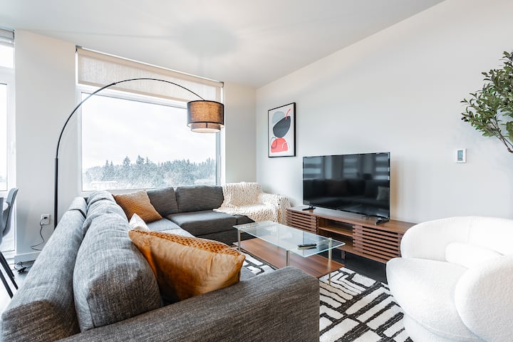 2br | Gym, Lounge | Bellevue | Sophari Downtown E - Bellevue, WA