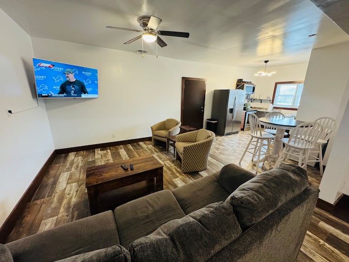Remodeled Dt Ironwood Condo - Ironwood, MI