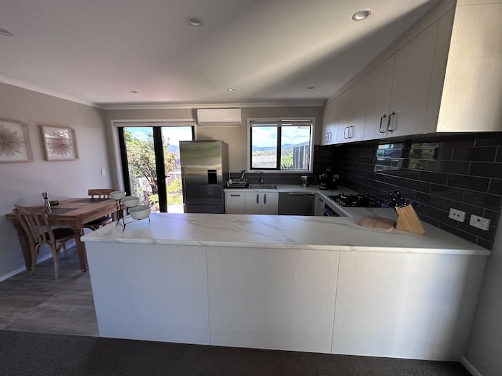 Modern Cutie - Whitianga