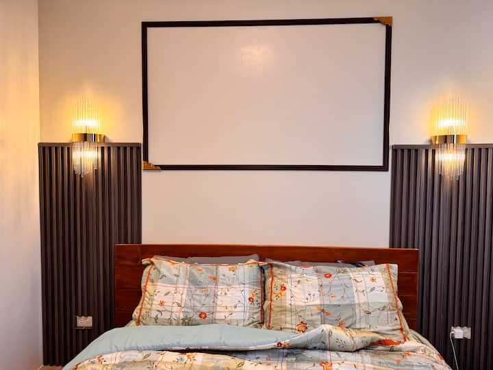 Cozy, Stylish Getaway—book Now! - Taytay