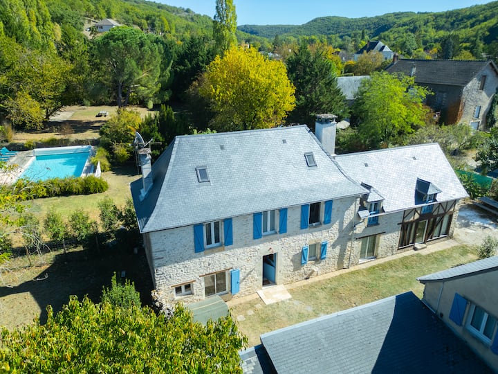 Gîte Familial Avec Piscine Chauffée - Dordogne