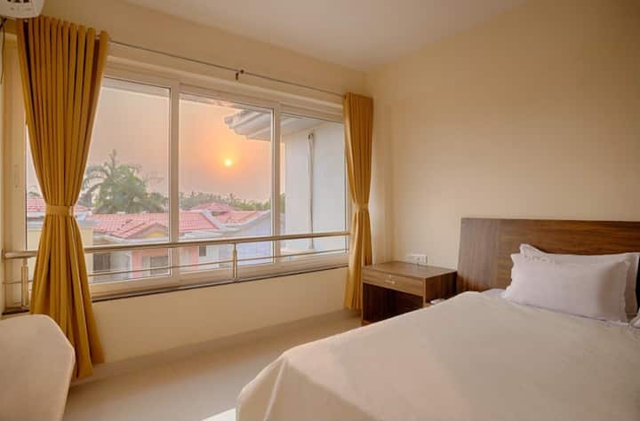 Luxurious 2bhk Home Parking -Waves Nest - Colva