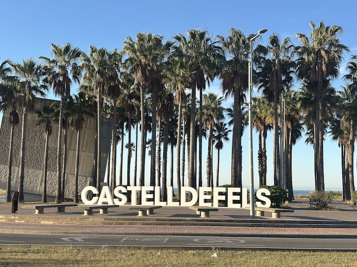 Apartamento Acogedor. - Castelldefels
