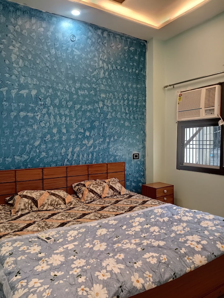 Aadya Homestay (Ac) 1 Km To Ram Mandir - Ayodhya