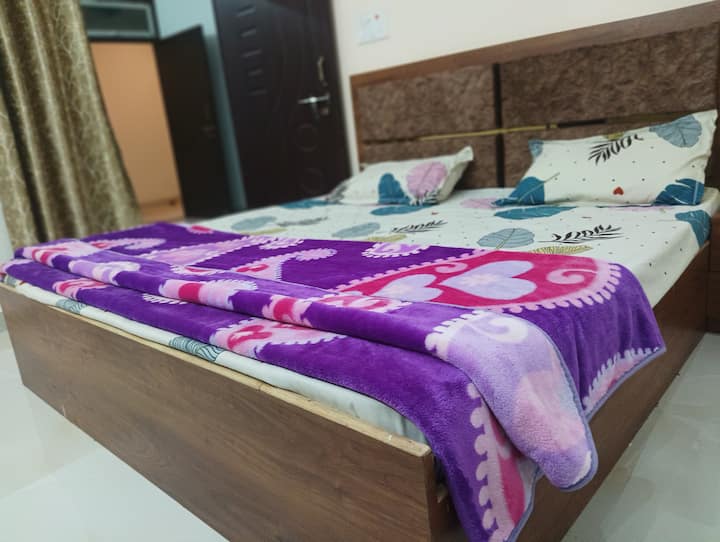 Aadya Home Stay Ranopali (Ac) 1 - Ayodhya