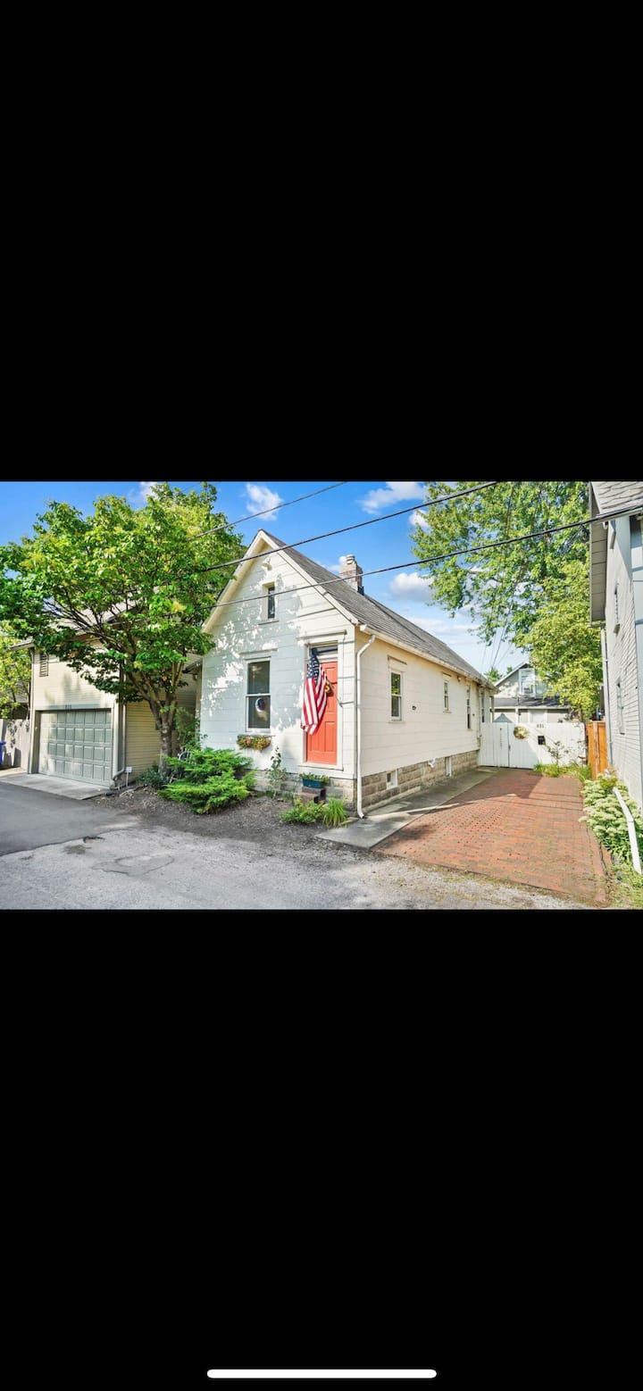 Cottage Rose - Columbus, OH