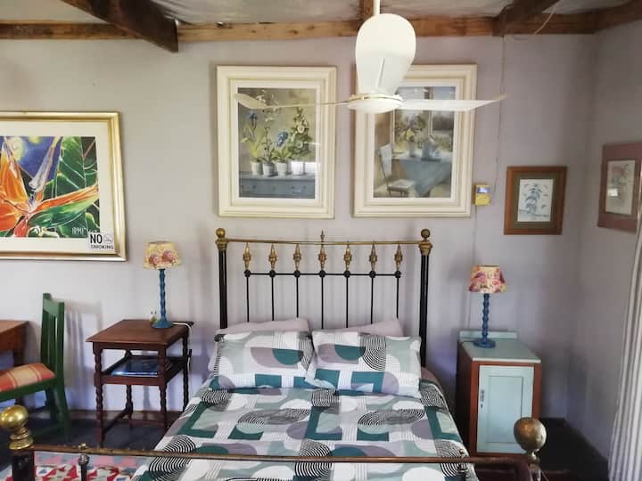 Private Garden Cottage.
Cottage On Roux - Smithfield