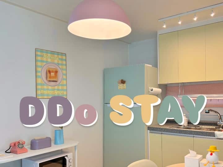 [또스테이] 6인|파스텔톤 감성숙소|역세권|2호선 도보7분|강남 홍대 20분|공항버스 - Seoul