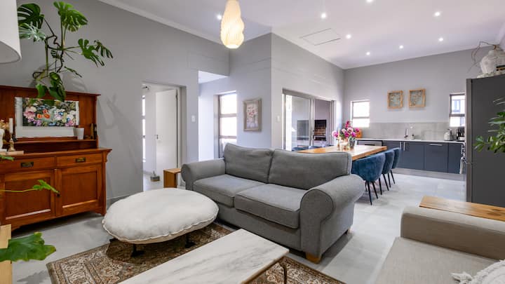 Home In George - George