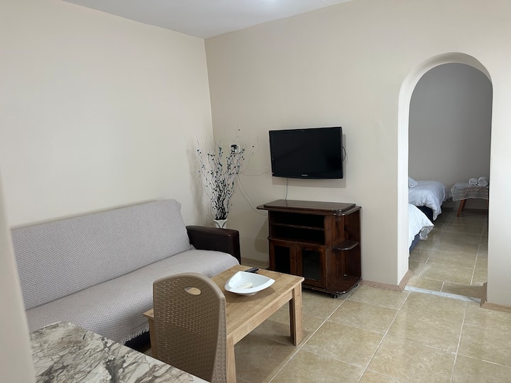 Kktc Lefkoşa’da 1+1 üç Kişilik Mavi Kır Evi - Nicosie