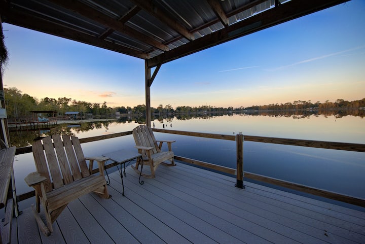 Lakefront Serenity Cove - Florida