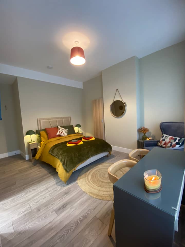 Lux Stays 1 - Private Studio Apartment - Tottenham - London