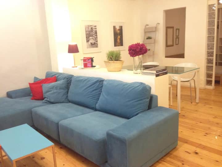 2 Estudio 80 M2 Torres De Serrano. - Torrent