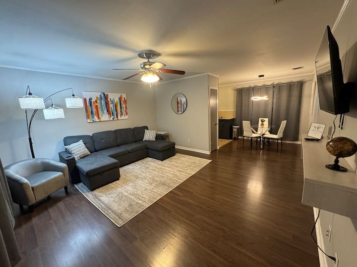 Nomads Nook 6 - Splash Pad, Broussard