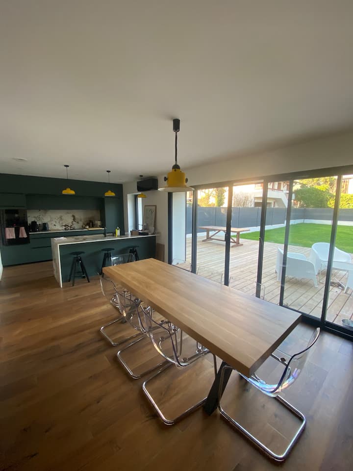 Maison 6 Chambres Clermont-ferrand 12 Pers+parking - Puy-de-Dôme
