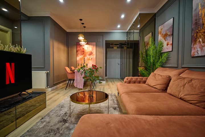 Top 1 % Residence : Cozy Glow Loft Center Luxury - Bukarest