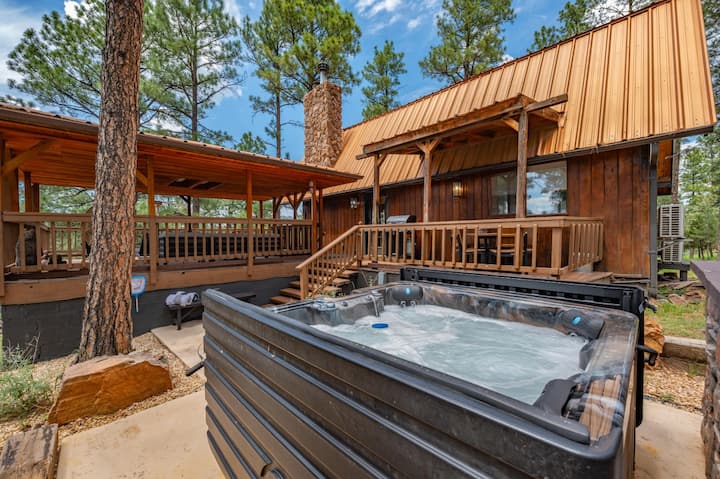 Sunsets & Lattes: Hot Tub/decks/views/mtn Luxury - Ruidoso, NM