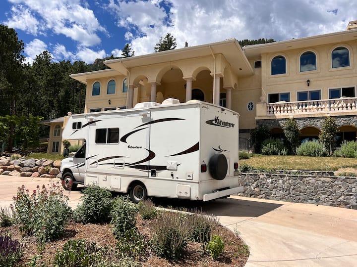 Betsy Is The Best Rv Around! - Reston, VA