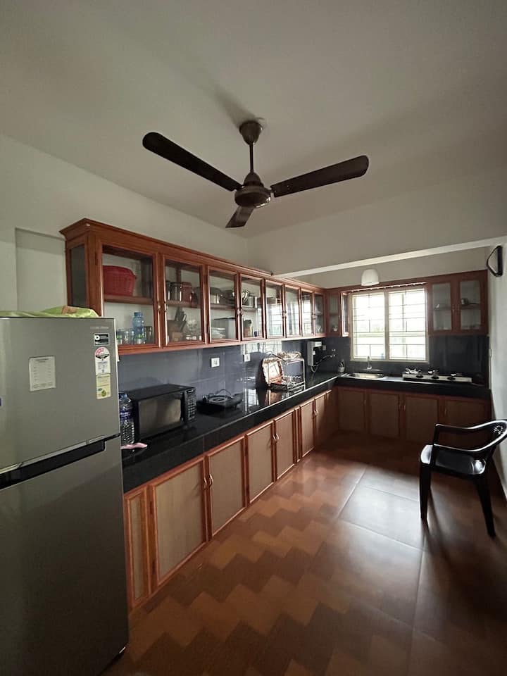 Crystal Apt 5c Kottayam - Kottayam